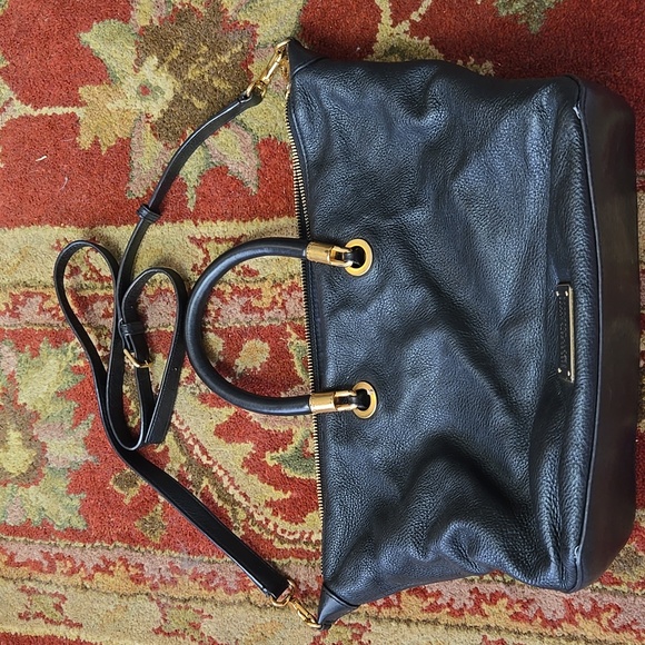 Marc By Marc Jacobs | Bags | Marc By Marc Jacobs Too Hot To Handle ...